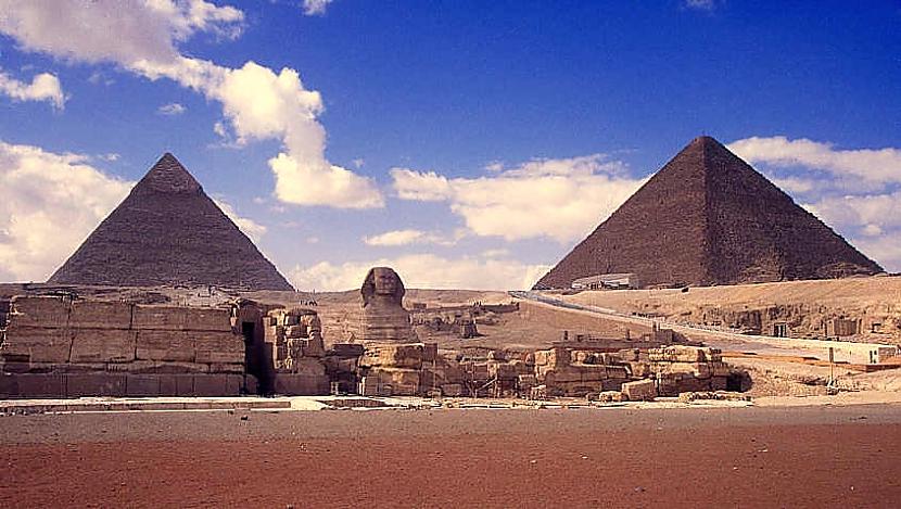 Gīzas piramīdas - Spoki