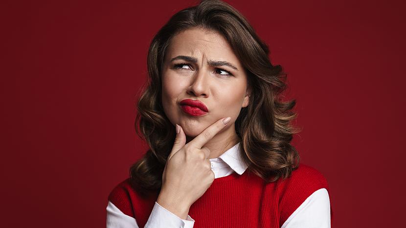 Tests: Vari pareizi ievietot trūkstošos vārdus šajos teikumos? - Spoki