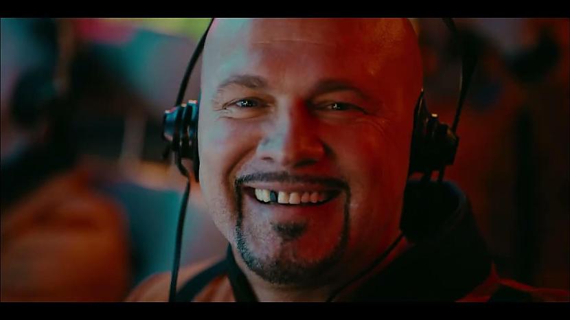 Prāta Vētra - "Pirmajā Dienā" (official video) - Spoki